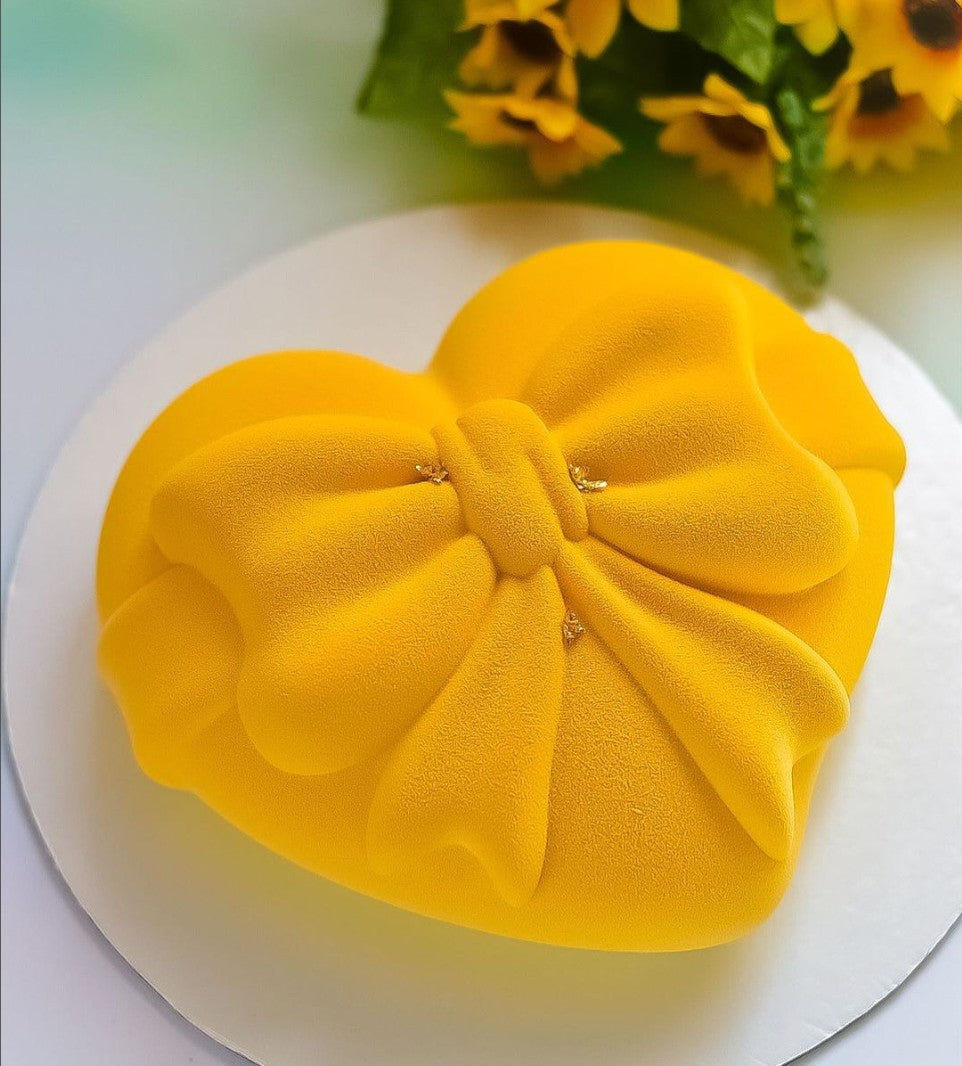 Cute Yellow Heart Cake – Hotoven Bakers